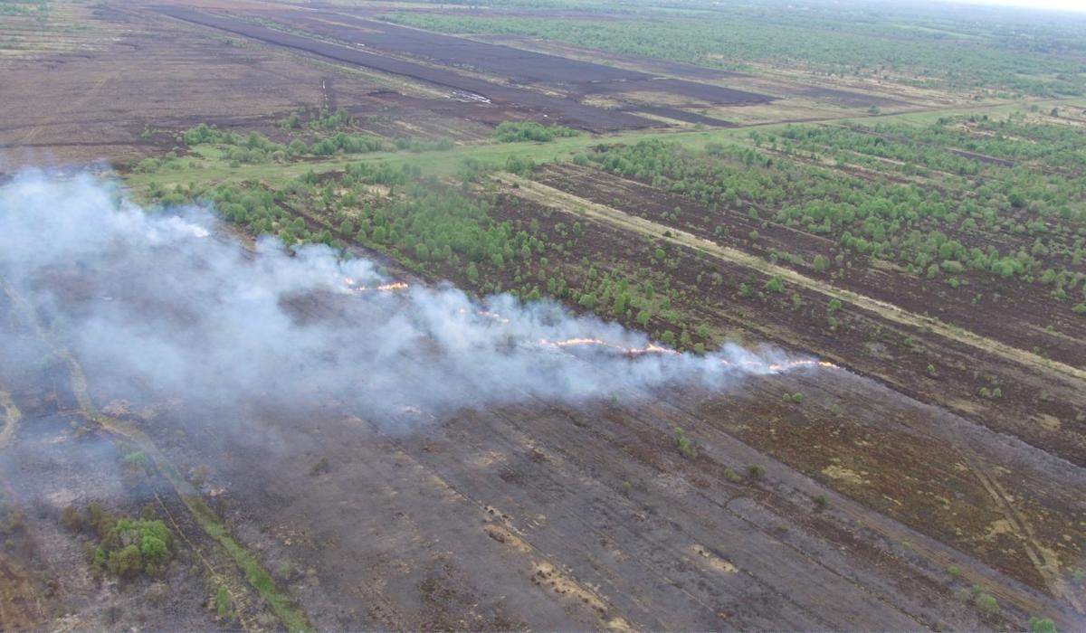 Mountmellick bog fire under control as warning remains in place - Laois ...