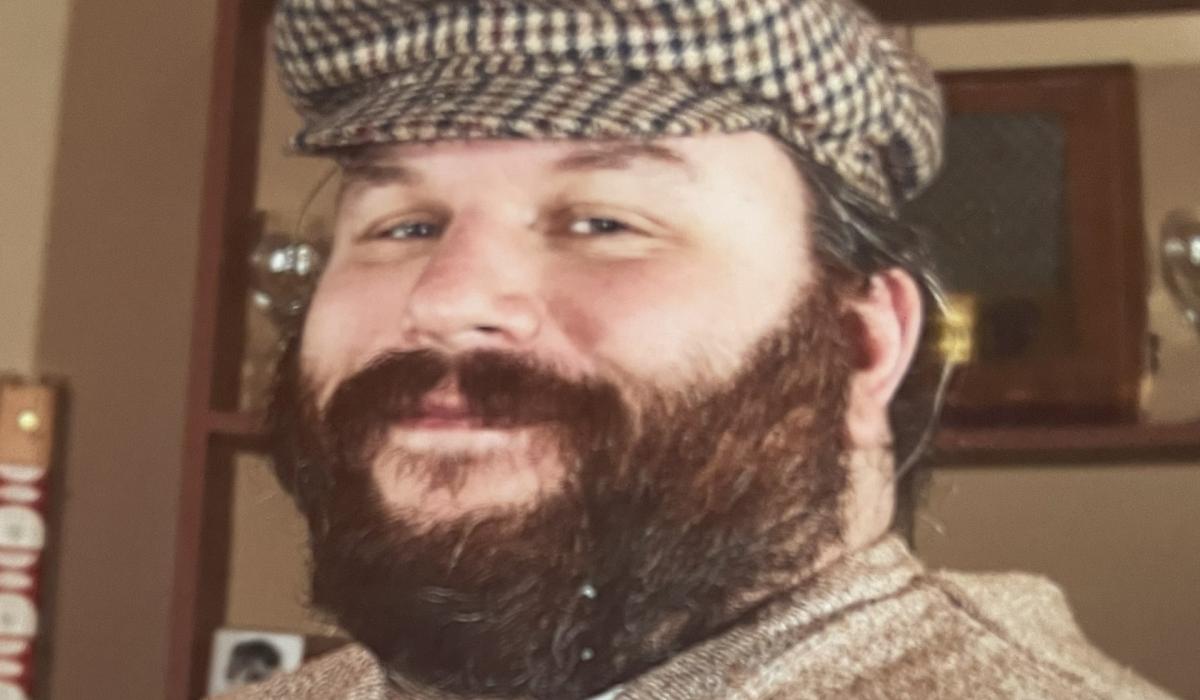 Outpouring of grief at death of popular Laois man - Laois Live