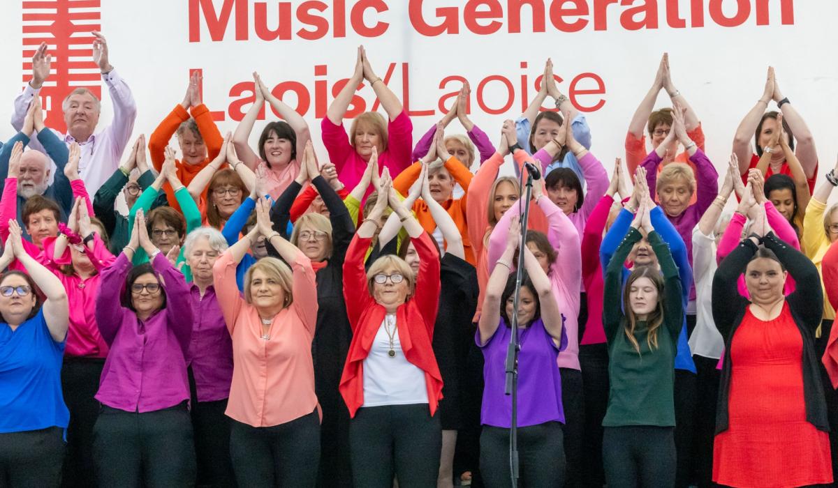 WATCH: New Laois community choir of 150 singers in uplifting Portlaoise ...
