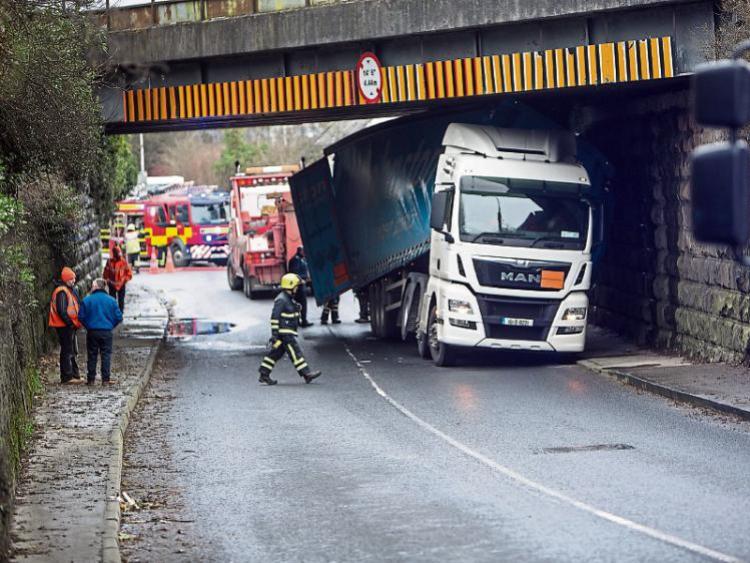 Update - railway bridge hit by lorry in Portlaoise - Leinster Express