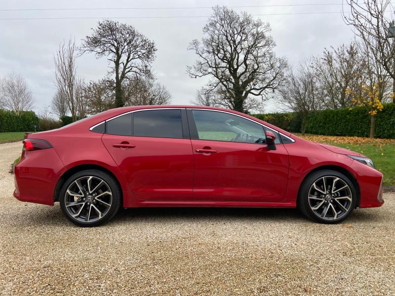 New Toyota Corolla hybrid heralds a freshen-up for the range - Laois Live