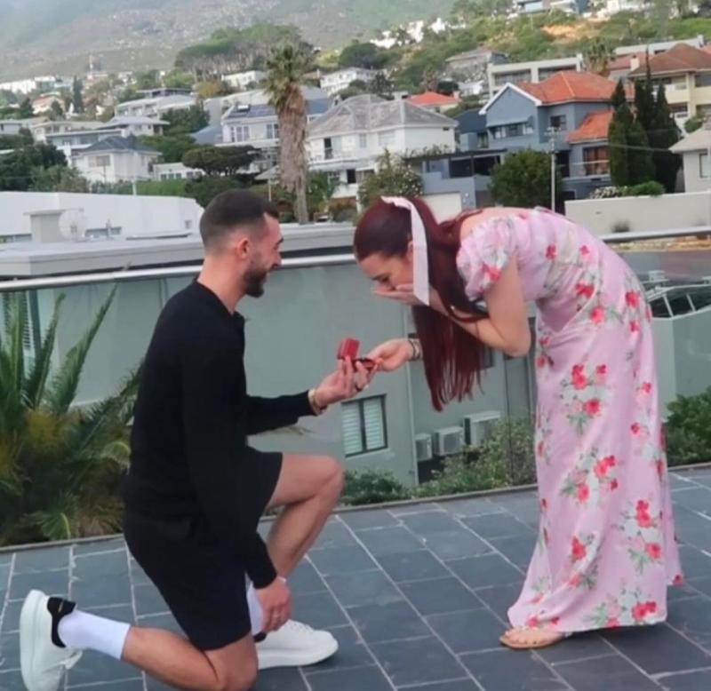 Influencer Miriam Mullins announces engagement to partner Tiaan - Laois ...