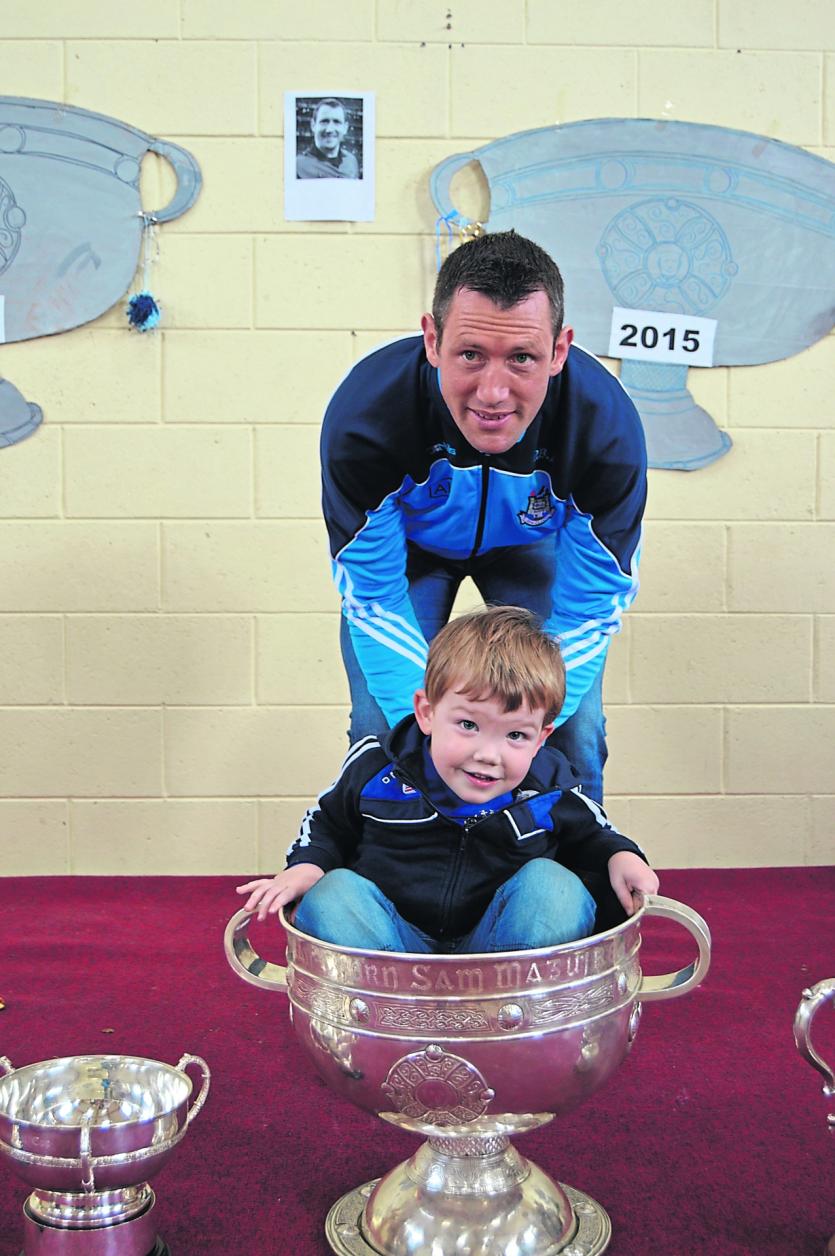 PHOTO GALLERY: Dublin All Ireland footballer Denis Bastick brings Sam ...