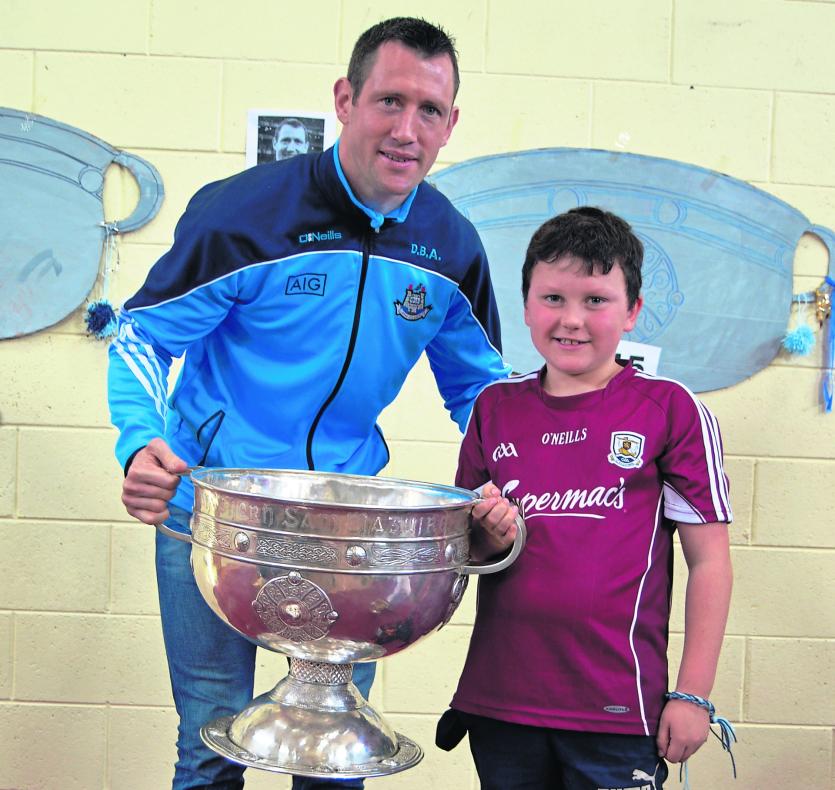 PHOTO GALLERY: Dublin All Ireland footballer Denis Bastick brings Sam ...