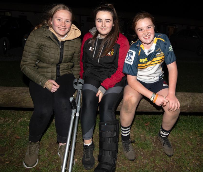 PICTURES - Irish rugby legend Nora Stapleton visits Portarlington RFC ...