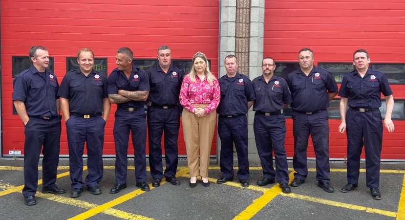 Laois fire fighters preparing to strike meet local politicians - Laois Live