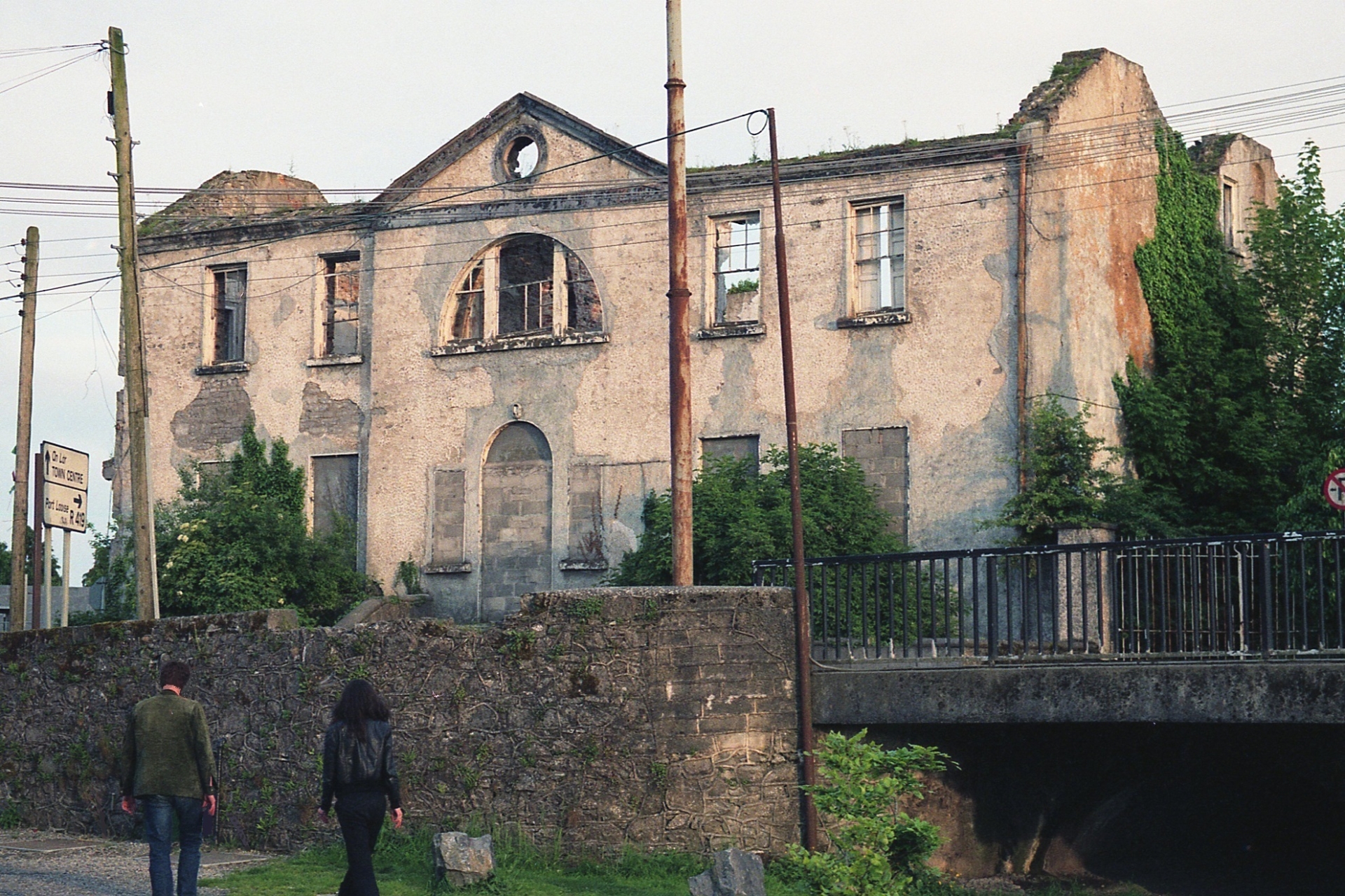 An Taisce compares and constrasts two ruined Laois mansions - Laois Live