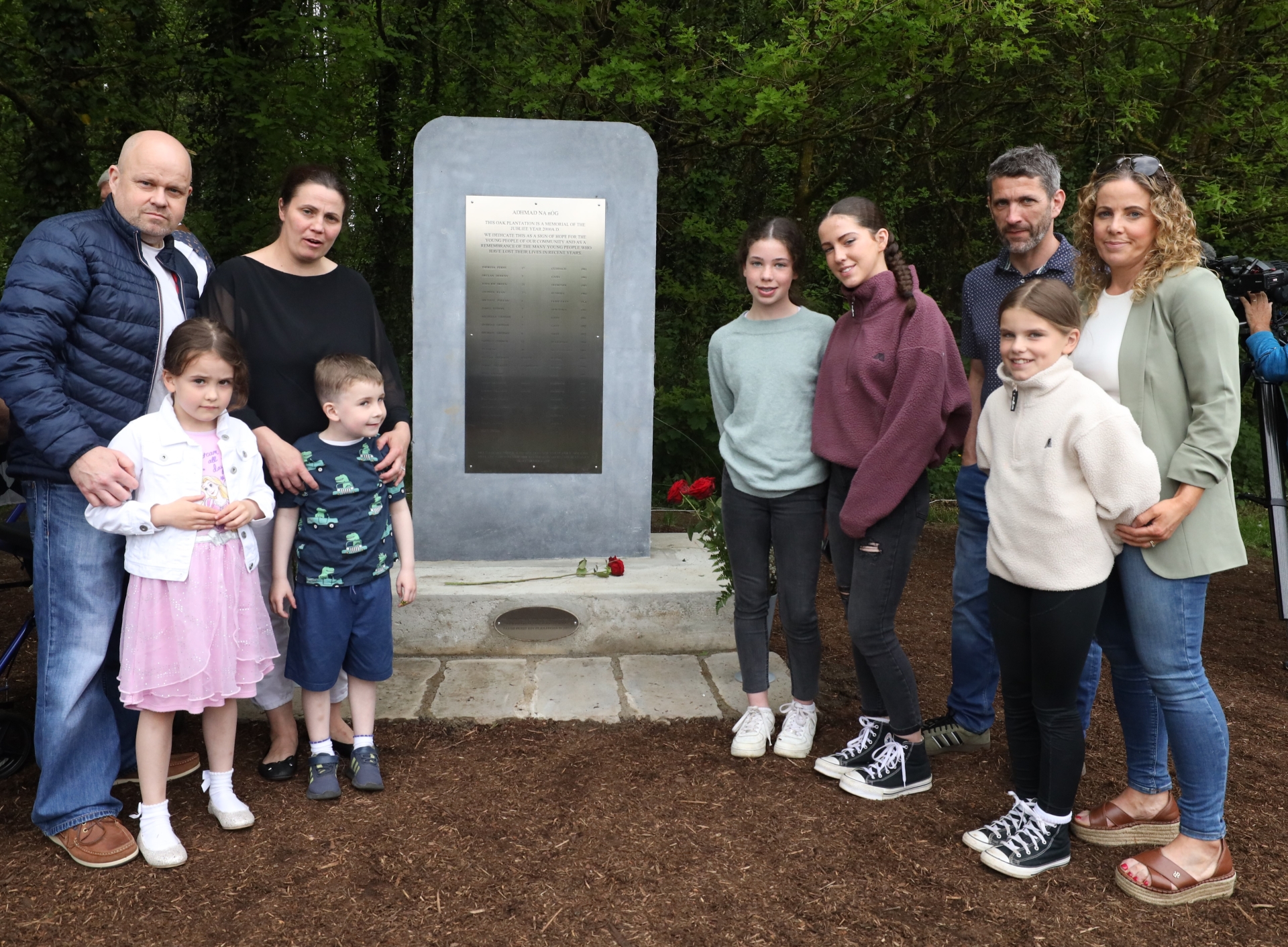 Poignant Laois memorial unveiling in Castletown - Ireland Live