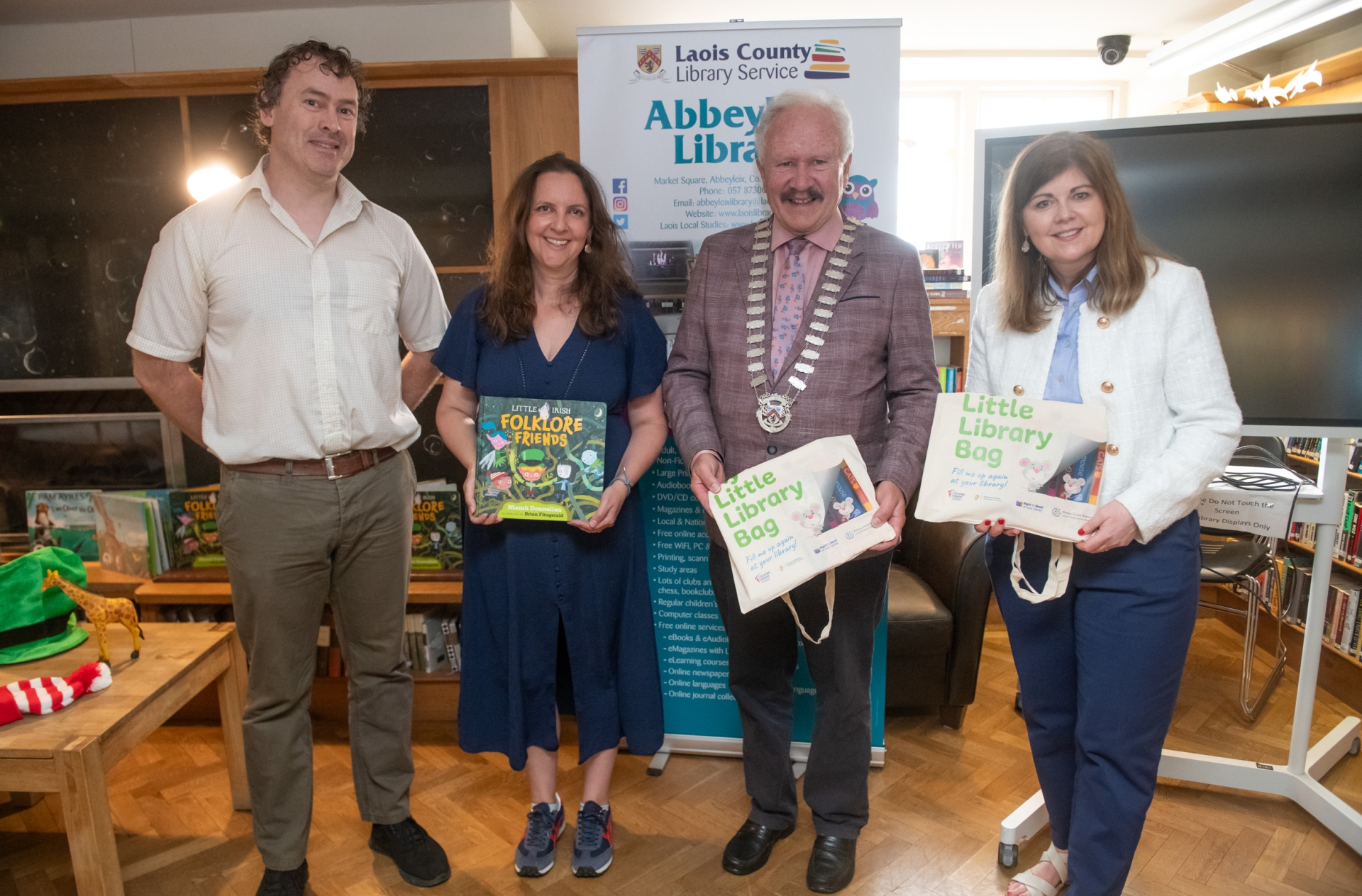 PICTURES: Laois little ones pick up free book bags in local libraries ...